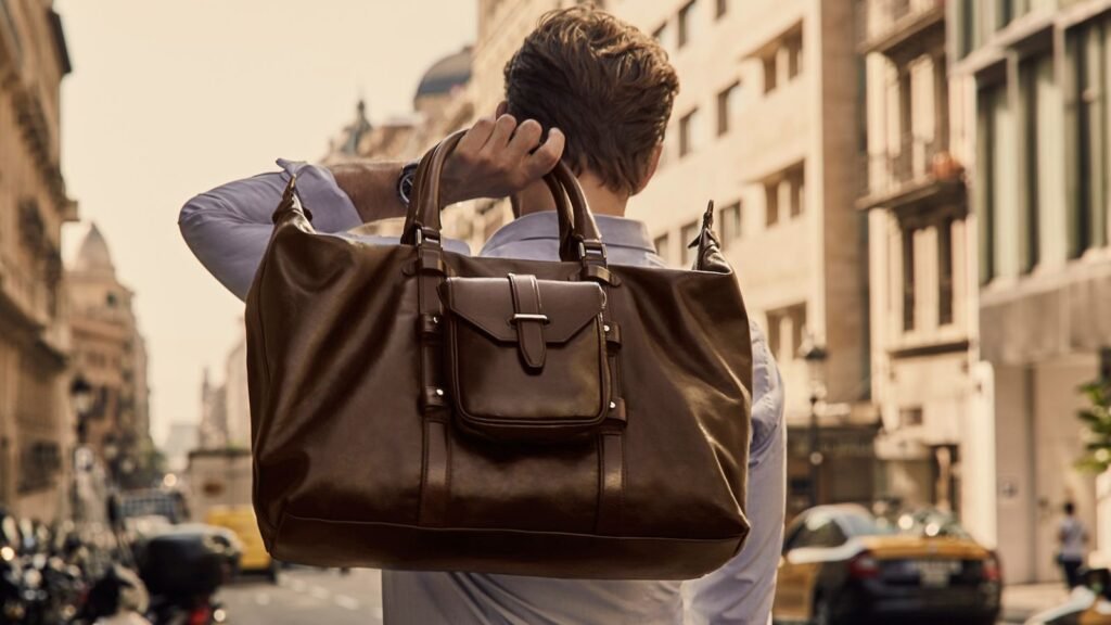 Best Bags for Men's Fashion in 2024: Top Trends - bagsglobal.com